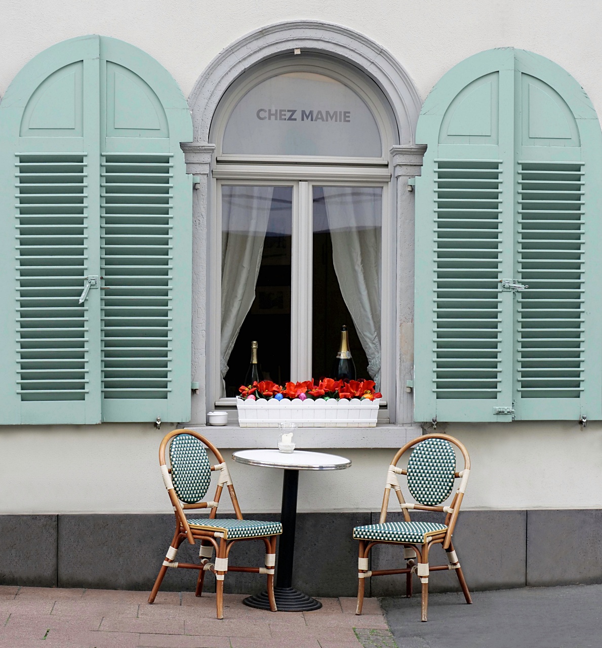 CHEZ MAMIE | d-pixx.de Forum